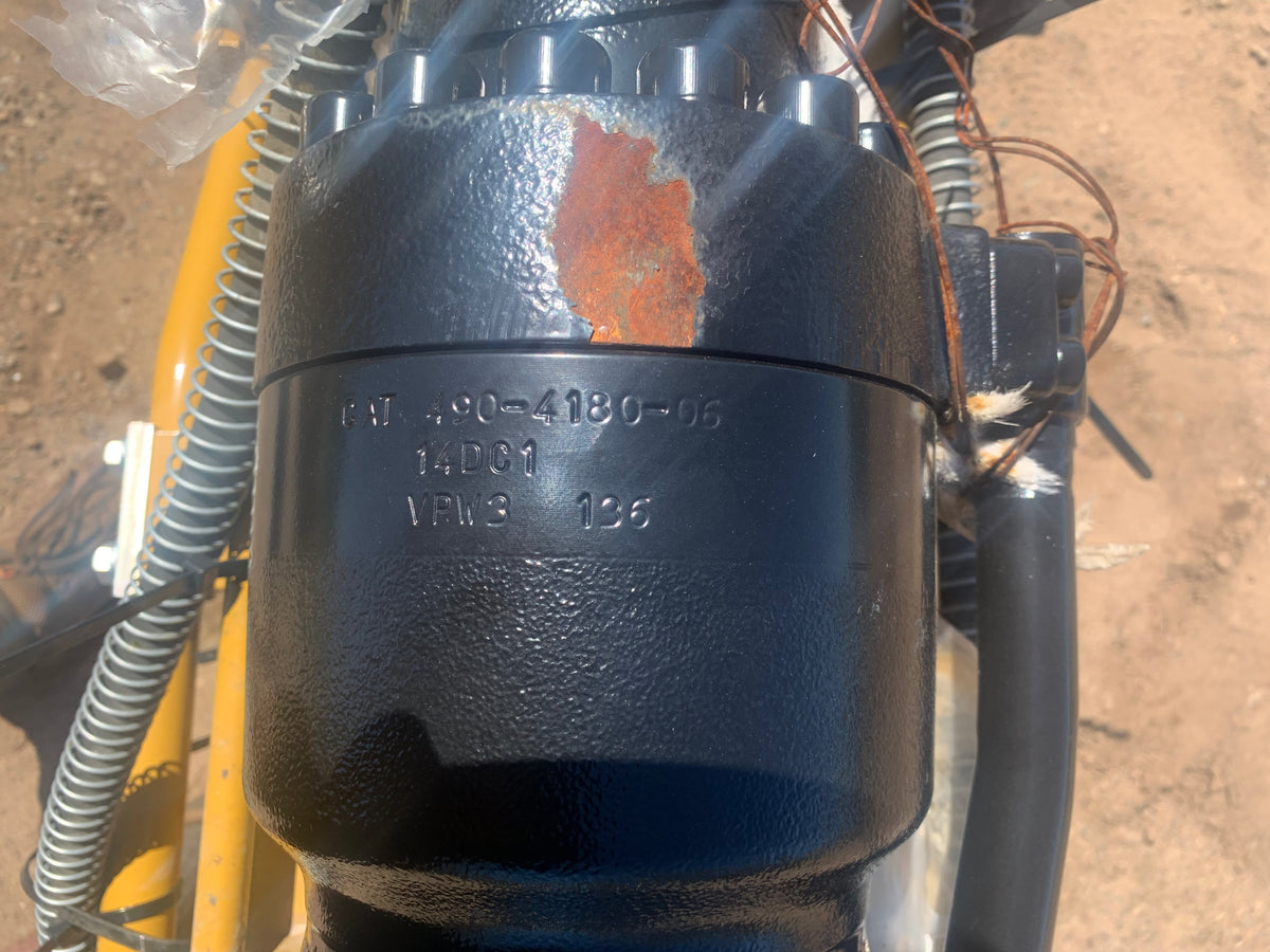 Caterpillar Cat 320 excavator stick / dipper arm with cylinder and hos ...