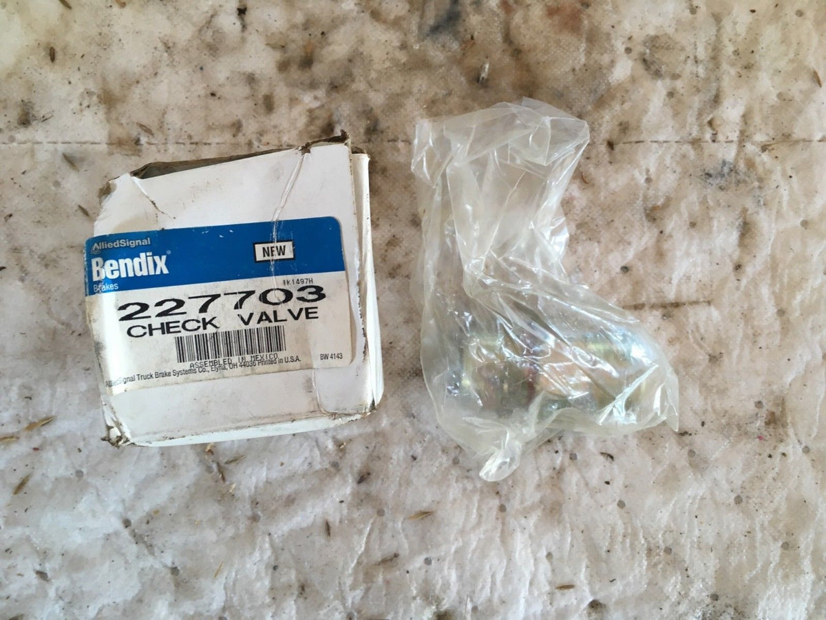Bendix 227703 SC-2 Check Valve – Hydraulic Junkyard